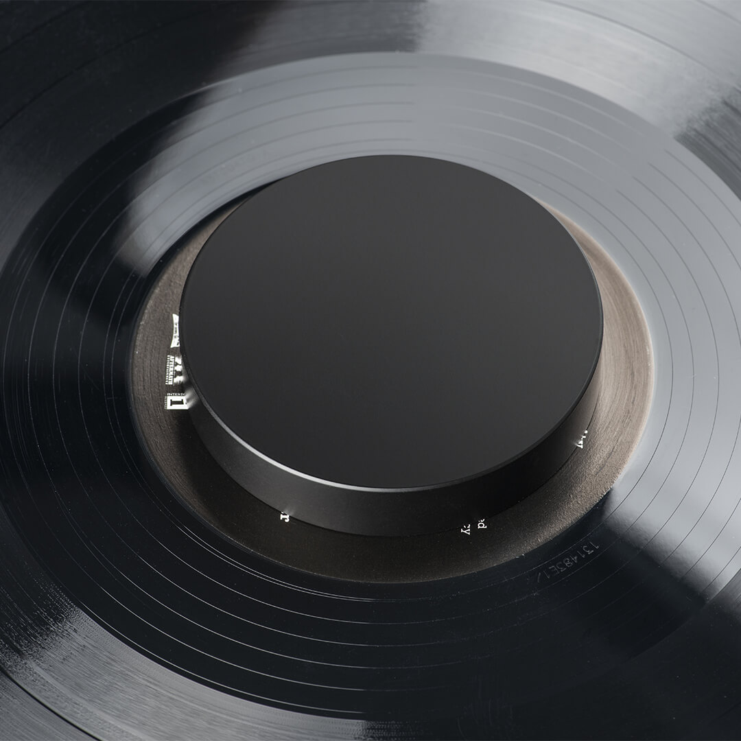 turntable puck